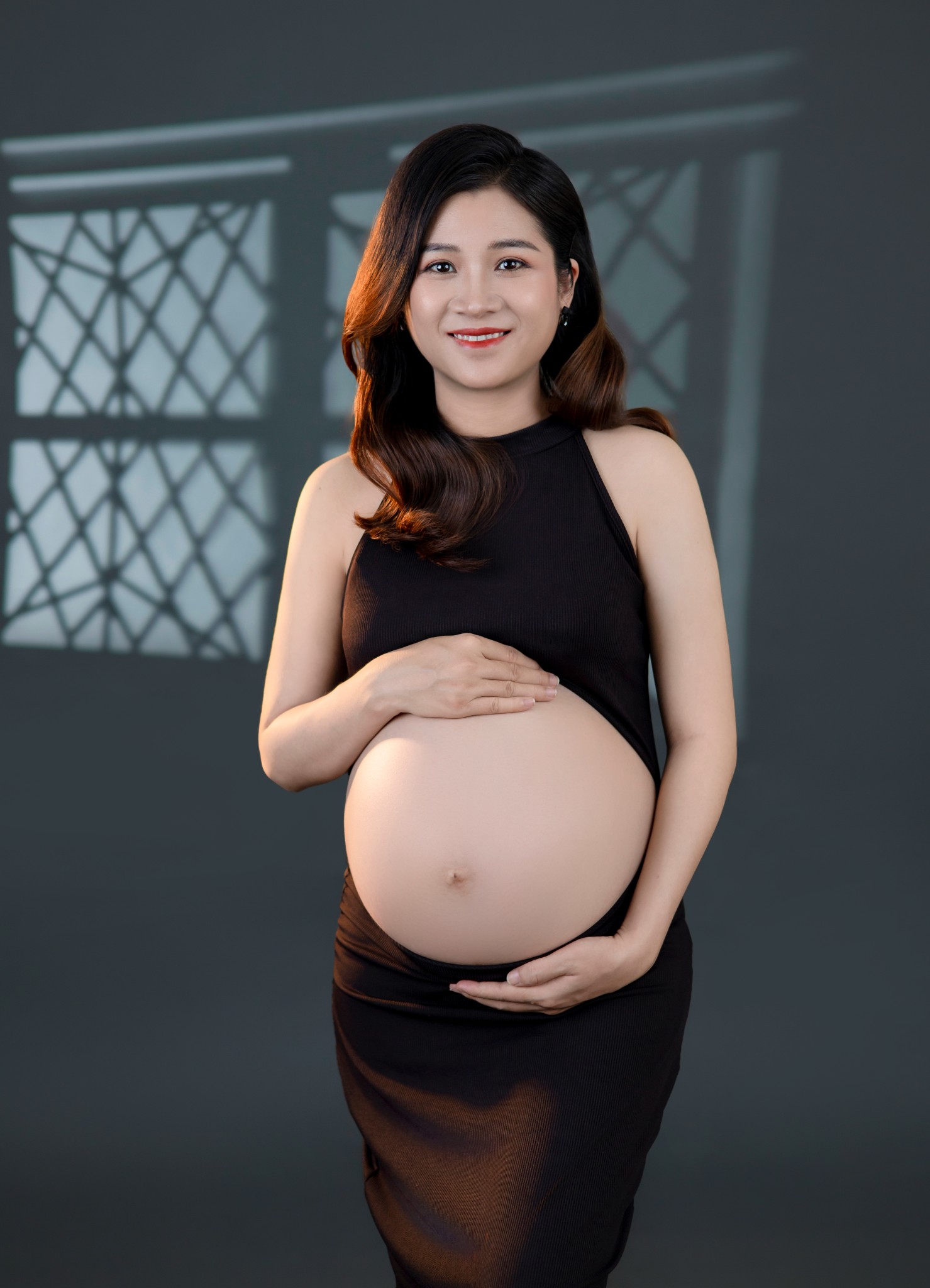 Chụp hình bầu quận 12 - khoảnh khắc thai kỳ - Nari Studio Nari Studio - Ảnh viện bé và gia đình ...